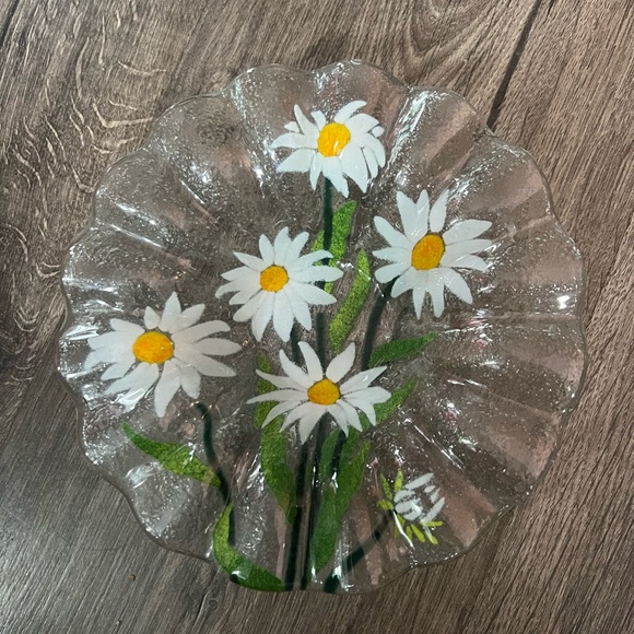 Peggy Karr | Art | Peggy Karr Fluted Daisy Fused Glass Bowl Signed | Poshmark